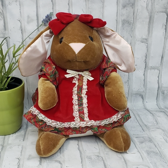 Toys ''R'' Us | Toys | Vtg 985 Velveteen Rabbit Plushgirl | Poshmark
